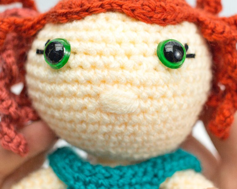 Crochet Doll Free Pattern: My Dolly Molly - Part 2 - The Loopy Lamb