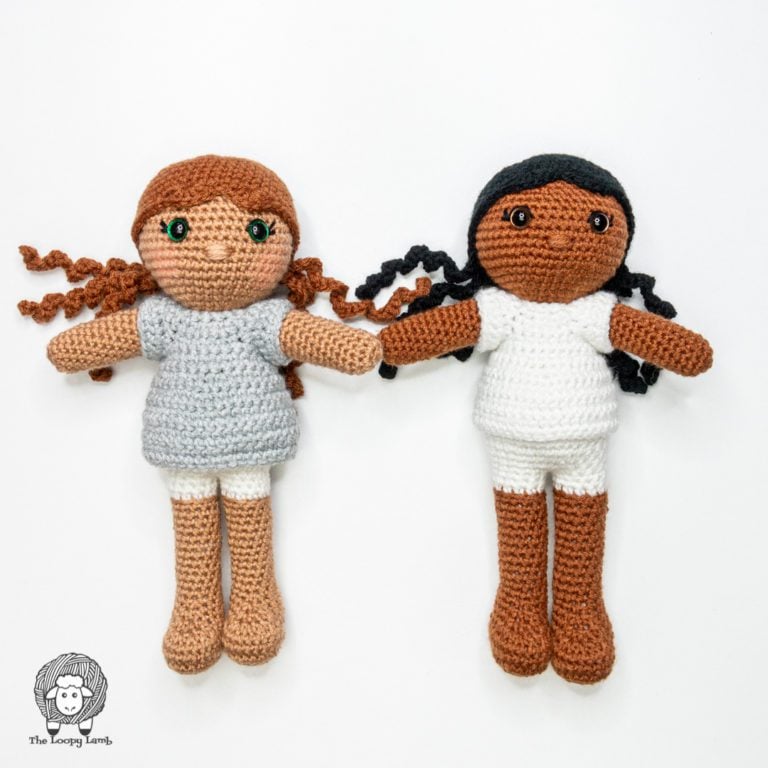 Easy Free Crochet Doll Clothes Patterns & Tutorials