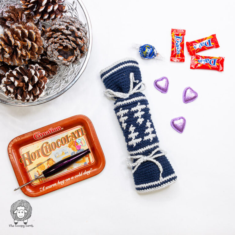 Festive Crochet Christmas Cracker Free Pattern